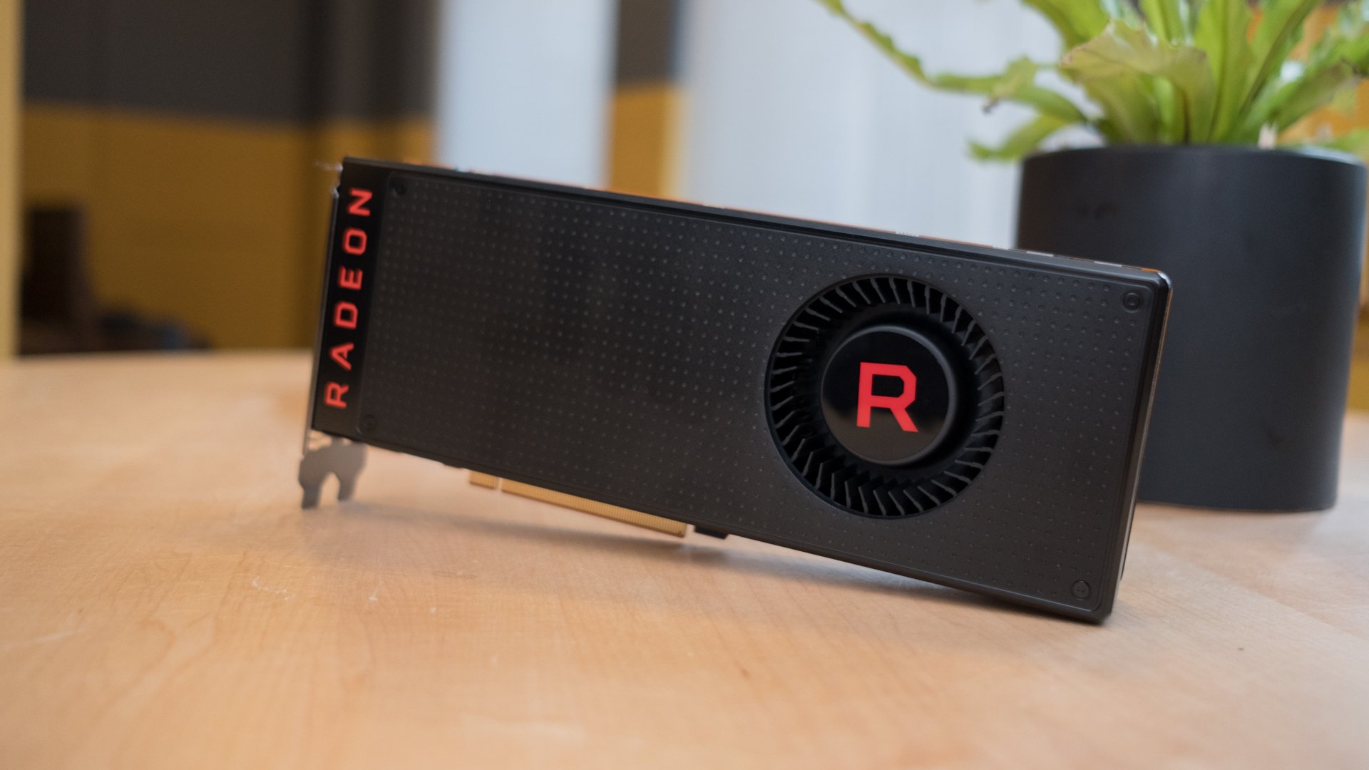 AMD mejora las tarjetas gráficas Radeon VII, RX Vega 56 o 64 gratuitas ...
