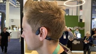 Exclusivo: Aftershokz Aeropex Mini visto en CES 2020, mejorando los ...